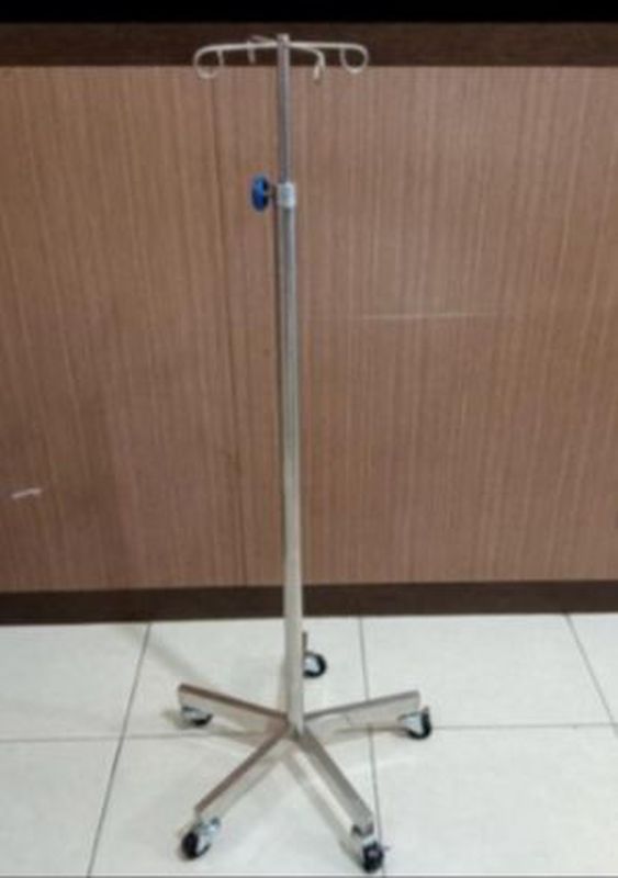 TIANG INFUS SS KAKI 5