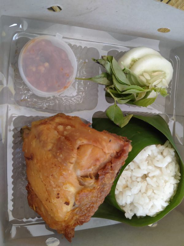 Nasi Box Lestari 1