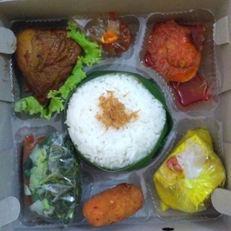 Nasi Rendang Ikan Asam Manis