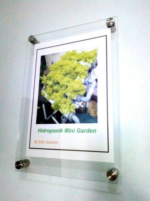 Sign Board Bahan Akrilik 60x100cm