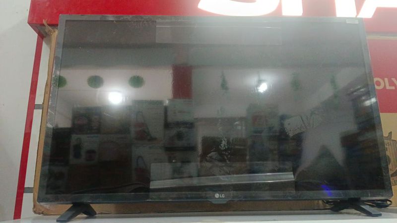 TV LG 32LM550 32 INCH