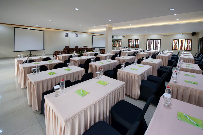 Paket Fullday Meeting B