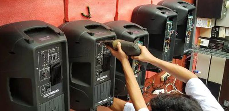 Pemeliharaan Sound System Sedang
