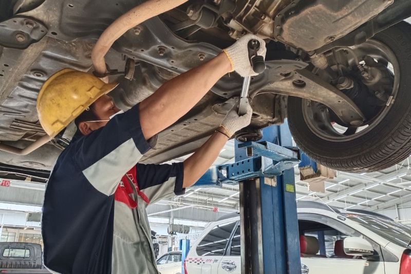 Service Kaki kaki Mobil Rush