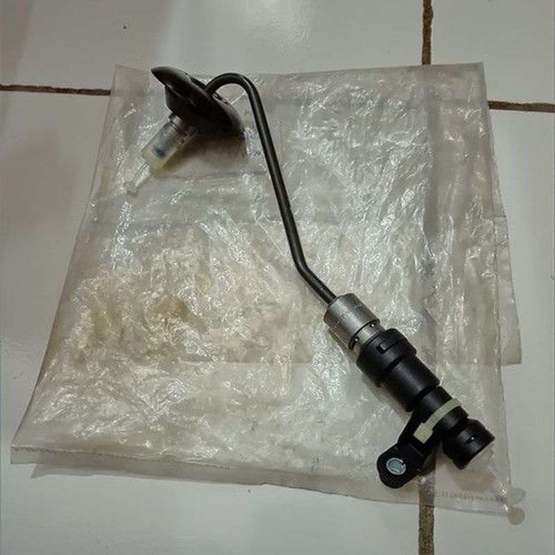 Pipa Master Kopling Bawah Toyota Hilux