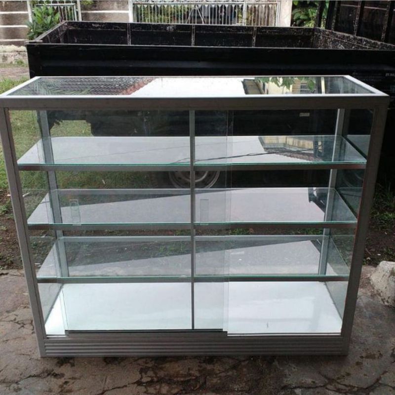Lemari display Rangka Alumunium