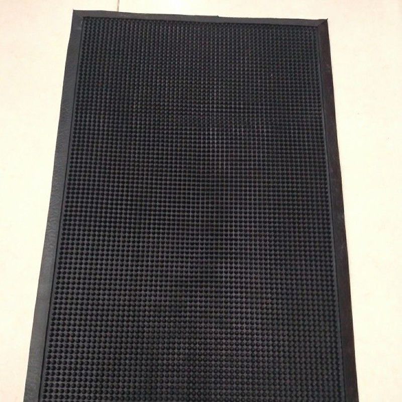 Keset Kaki Karet Hitam