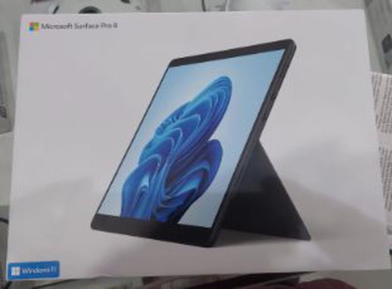 Microsoft Surface Pro 8