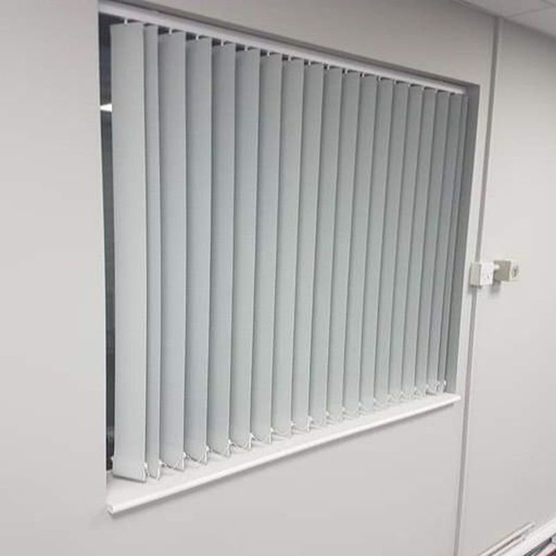 GORDEN VERTICAL BLIND