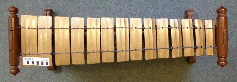 Gamelan Besi Ageng Gender Penerus Slendro