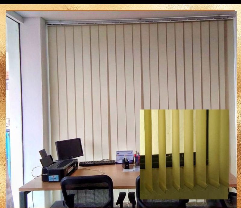 Gorden vertical blind