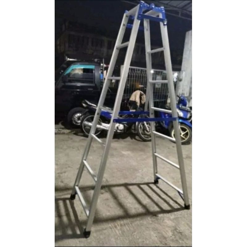 Tangga Lipat 4 Meter Lurus 8 Meter Baja ringan