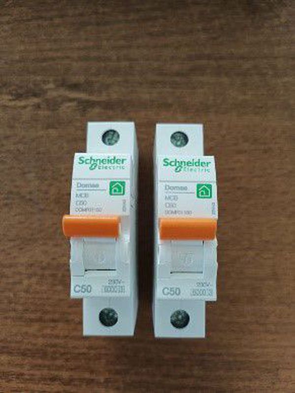 MCB 50 A Merk Schneider