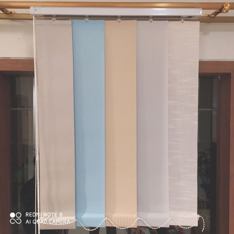 Gorden/Vertical Blind