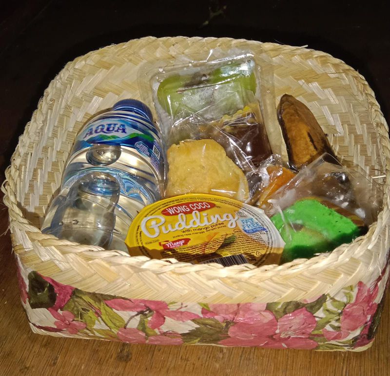 Snack box besek