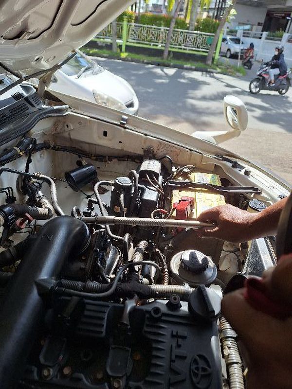 Jasa Perbaikan Mobil SUV