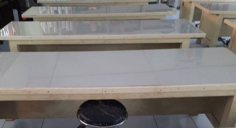 Meja Lab Custom Kayu Jati