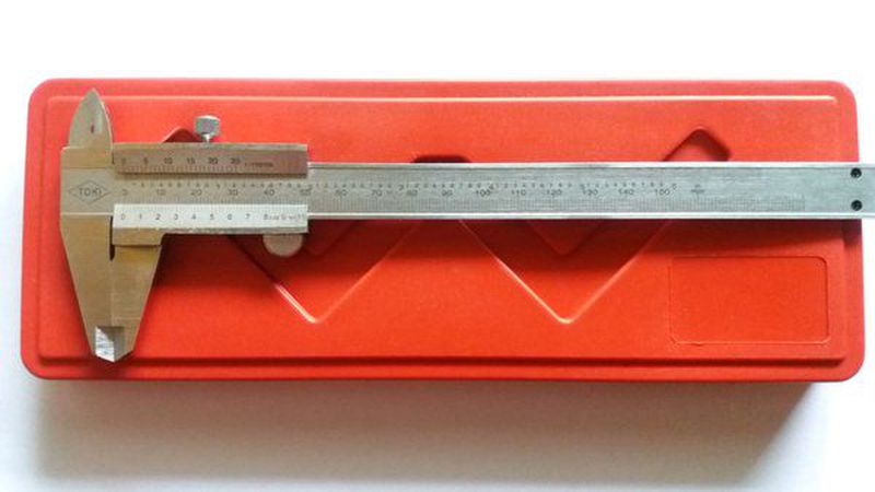 Vernier Calliper: Manual 0-300 mm/12 inch; 0.02 Toki