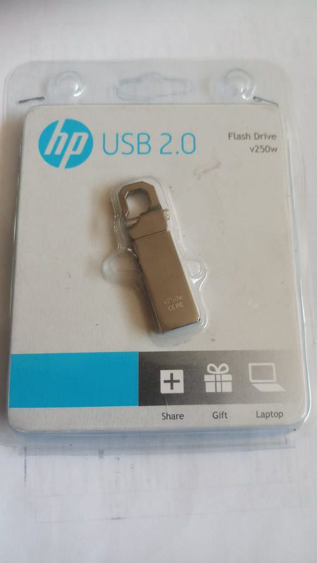 Flashdisk 4 GB