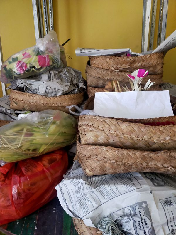 tebasan tumpeng agung & alit