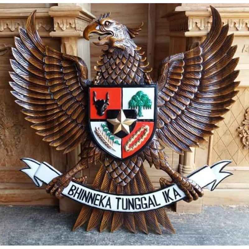 LAMBANG GARUDA KAYU