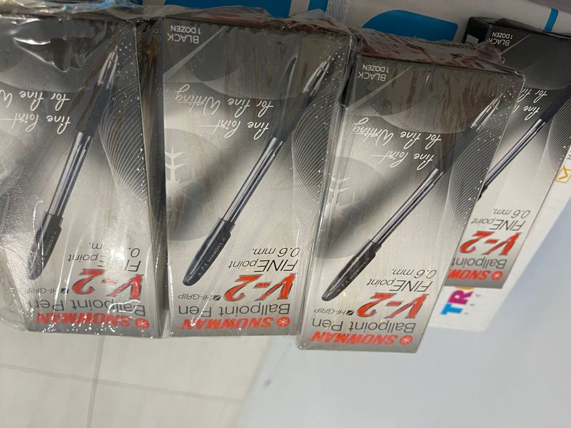 Bolpoint Hitam Merk Snowman V2