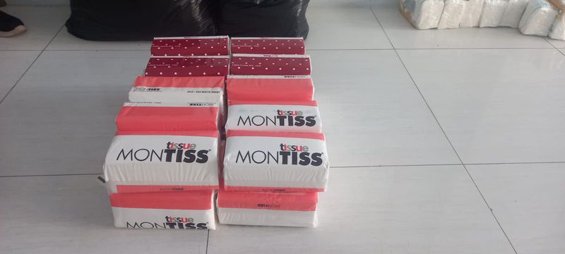 Tissue Ukuran Sedang Montiss 250