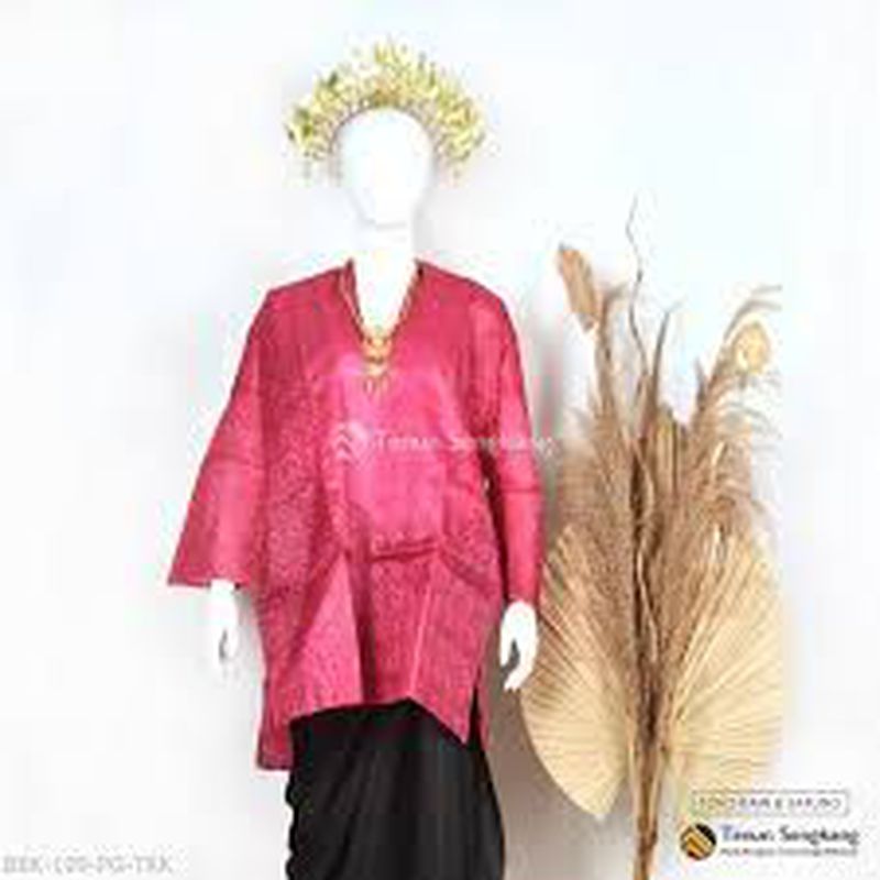 Baju Tokko Penari Bugis Baju Tokko Penari Bugis