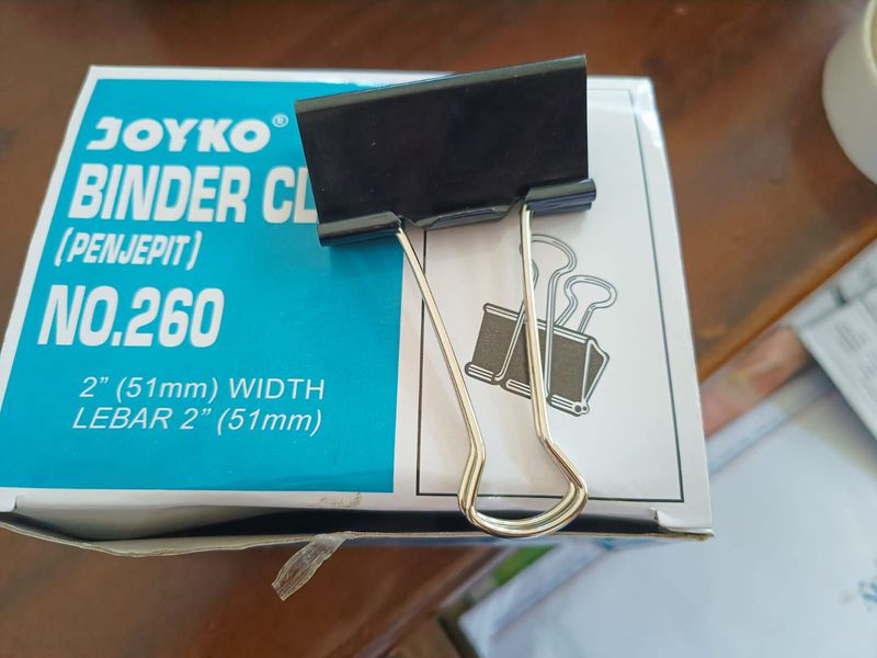 Binder Clip Ukuran Sedang