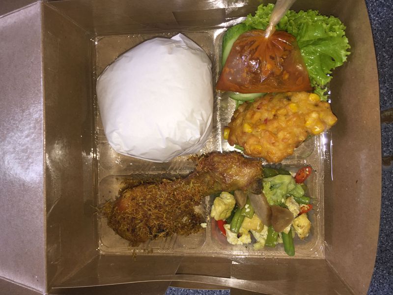 Nasi Box Dewi Catering KBB Paket mulai dari Rp. 30.000,-