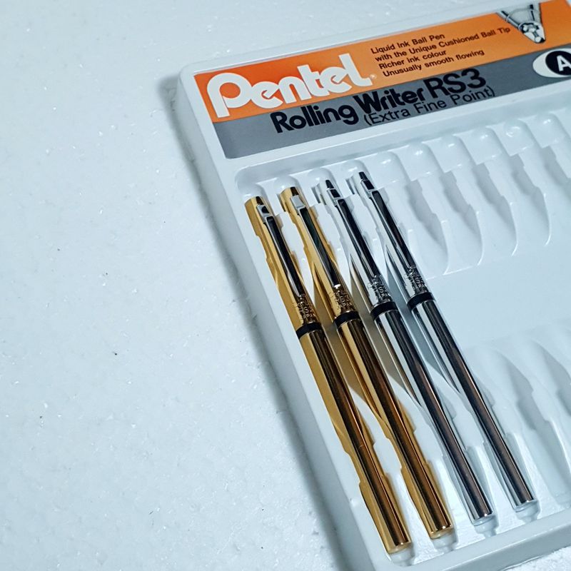 Pentel Roller Writer RS3