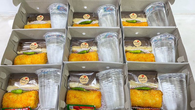 Snack Box - Permen Dan Kue