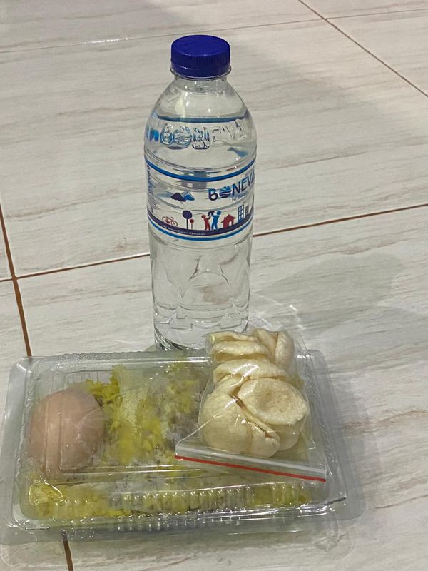 snack pagi nasi kuning