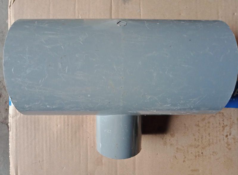 VERLUB TEE PVC 4 X 2