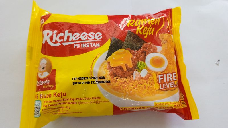 richeese mi instan kuah ramen keju