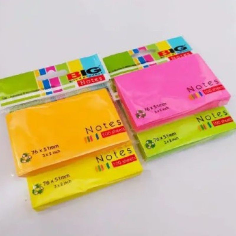 POST IT / STICKY NOTE KERTAS 76 x 51mm