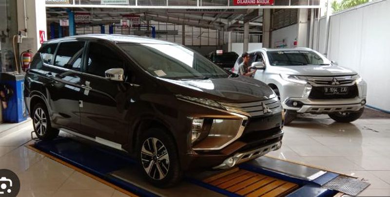 Service rutin mobil pajero