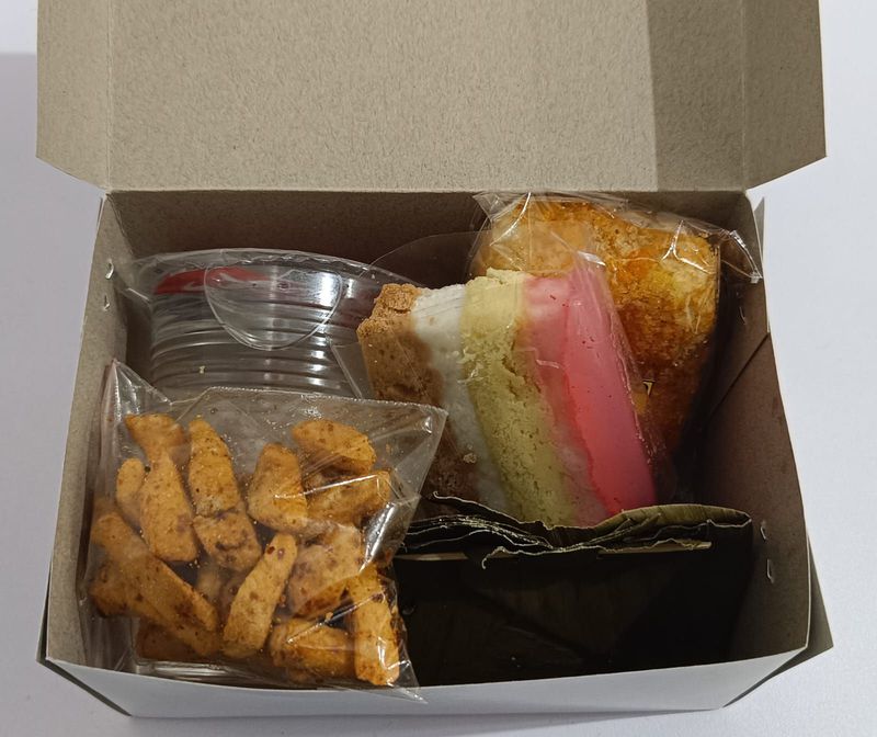 PAKET SNACK VARIAN 8