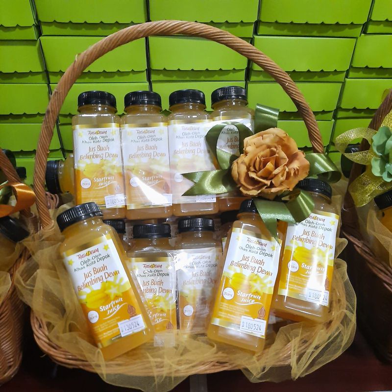 Jus Belimbing Dewa (24 botol @250 ml + Keranjang Rotan)