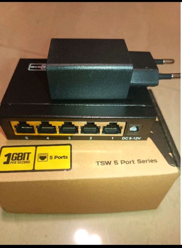Tarmoc Switch Hub 5 Port Gigabit 1000Mbps