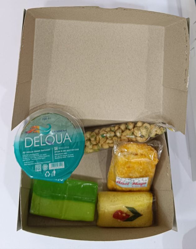 PAKET SNACK VARIAN 8