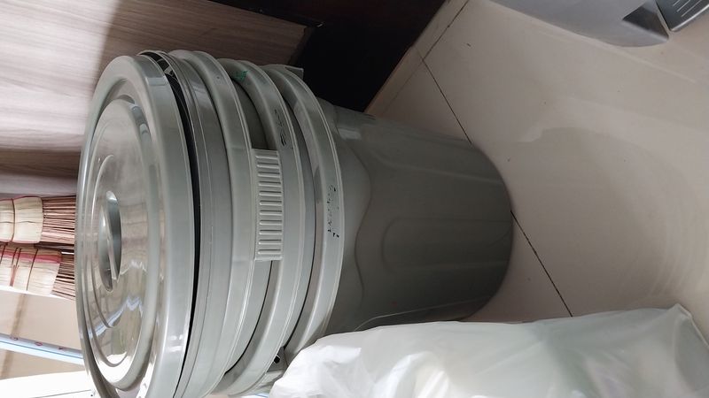 ember/ bucket 50 ltr