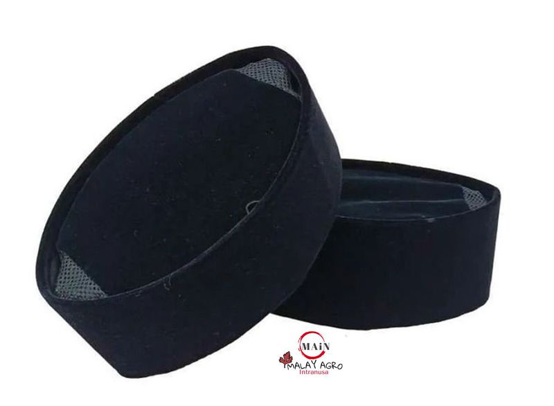 Peci Hitam