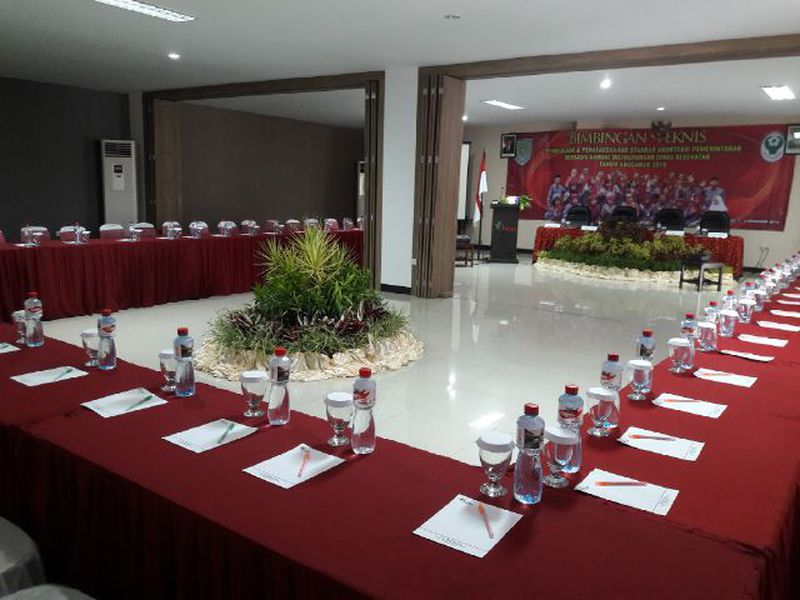 Half Day Meeting Package