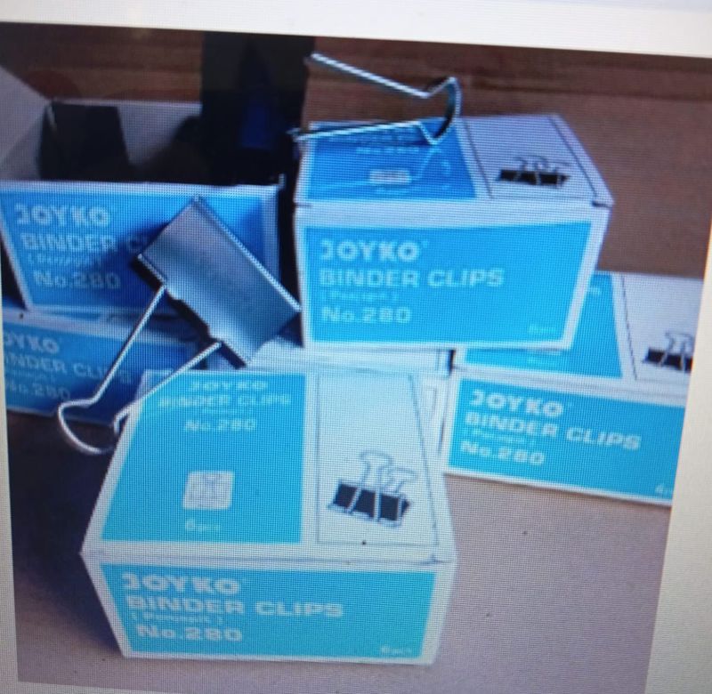binder clip 280