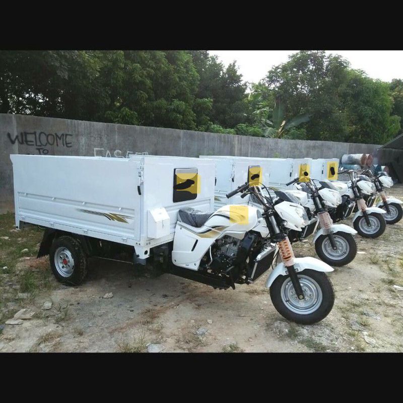 Motor Roda Tiga Nozomi Azabu 200 cc Bak 2 Meter Full Bak (Karoseri) - Merah