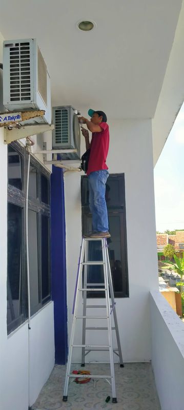 PEMELIHARAAN AC SPLIT