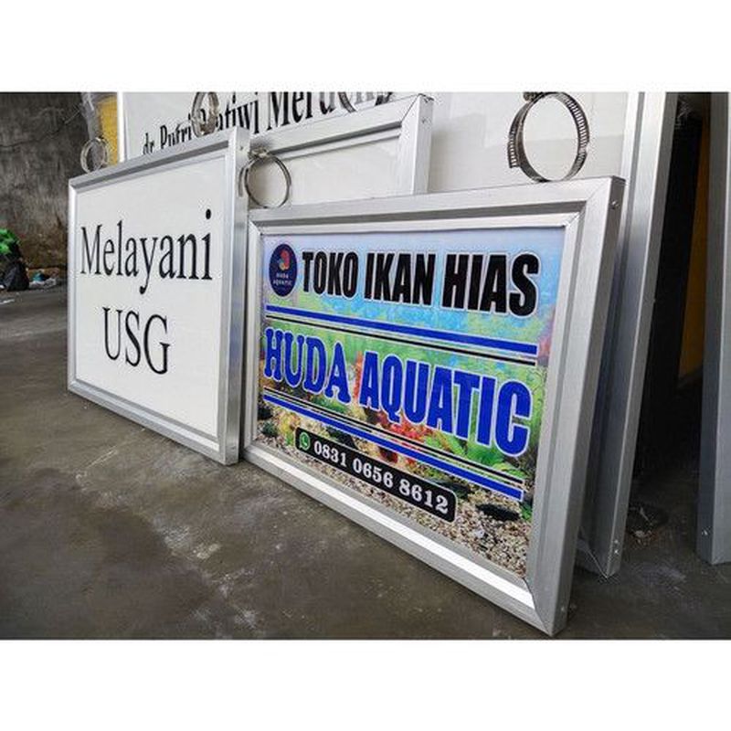 Plang nama aluminium (ukuran 60 x 40 cm)