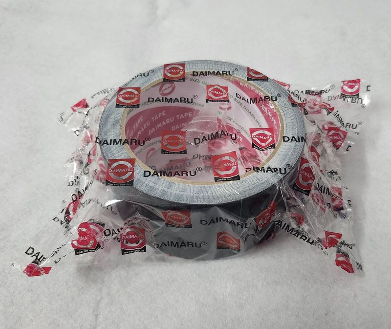 Selotip Hitam Besar DAIMARU
