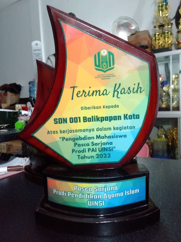 TROPHY / PIALA / PLAKAT KAYU